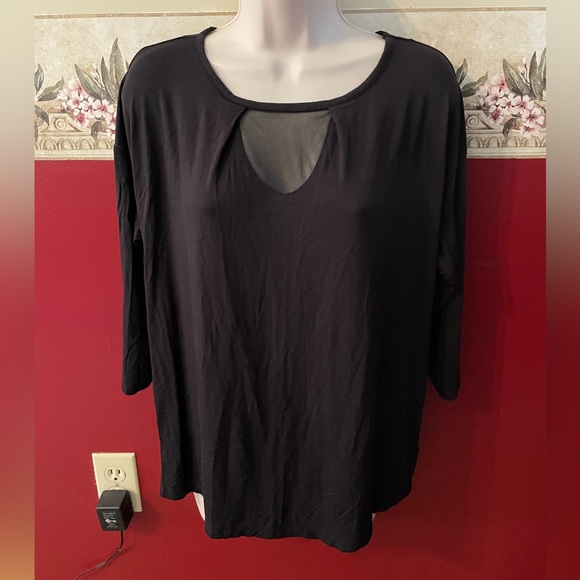 Tahari | Tops | Tahari Top | Poshmark